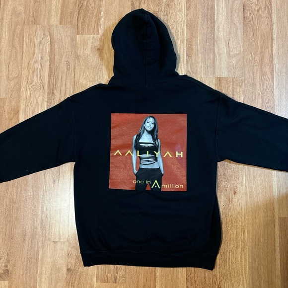 frchs | Shirts | Aaliyah One In A Million Album Hoodie | Poshmark